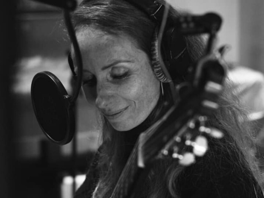 Angela Kinczly e le sue canzoni di viaggio | Meer