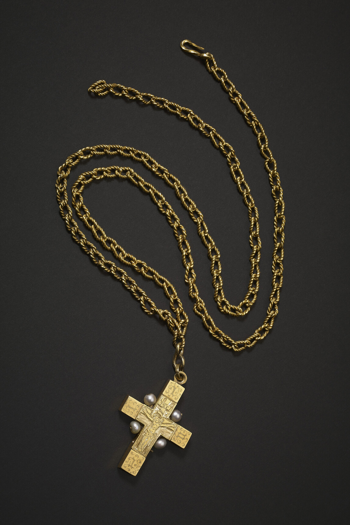 Gold: An exhibition from the Royal Collection | Meer