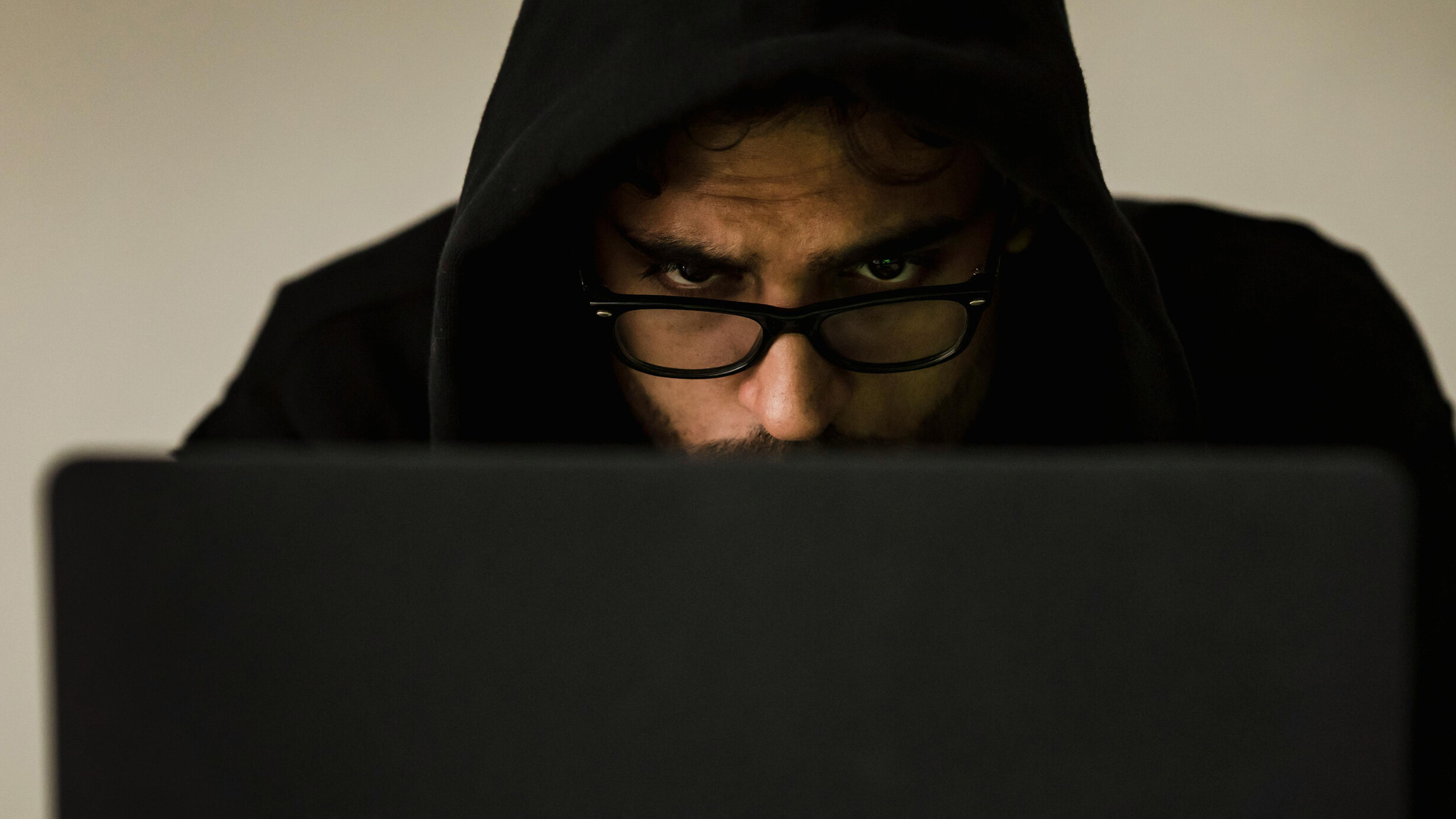 La problemática del obrero digital | Meer