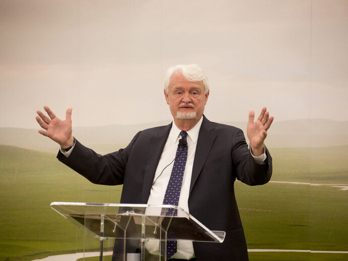 Dr Nick Strimple | Meer