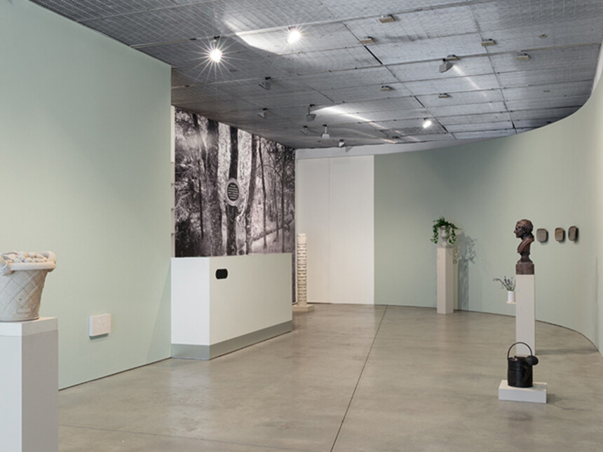 Ian Hamilton Finlay | Meer