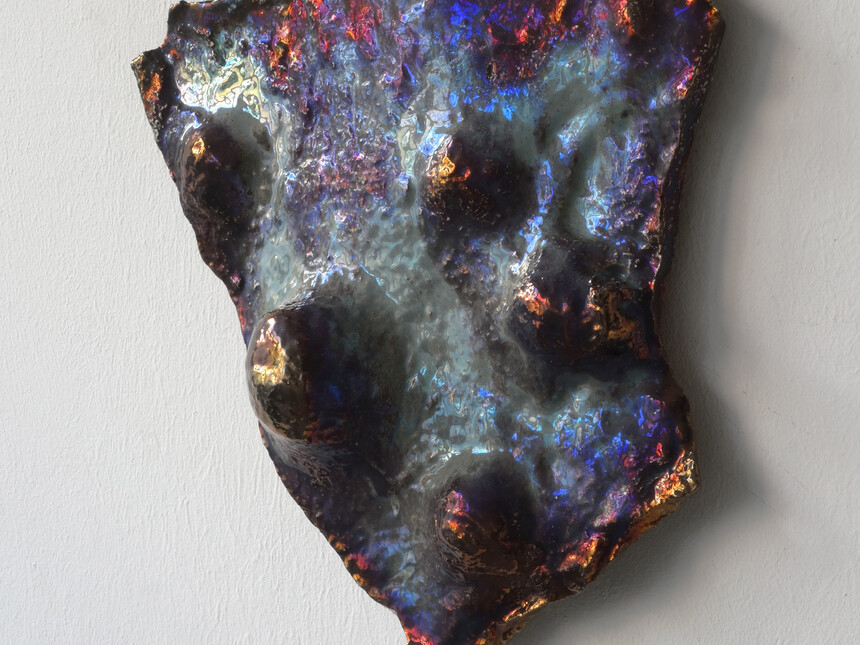 Markus Karstiess, Stoner (Sky I), 2015, Lustre glazed ceramic, 31x 25 x ...