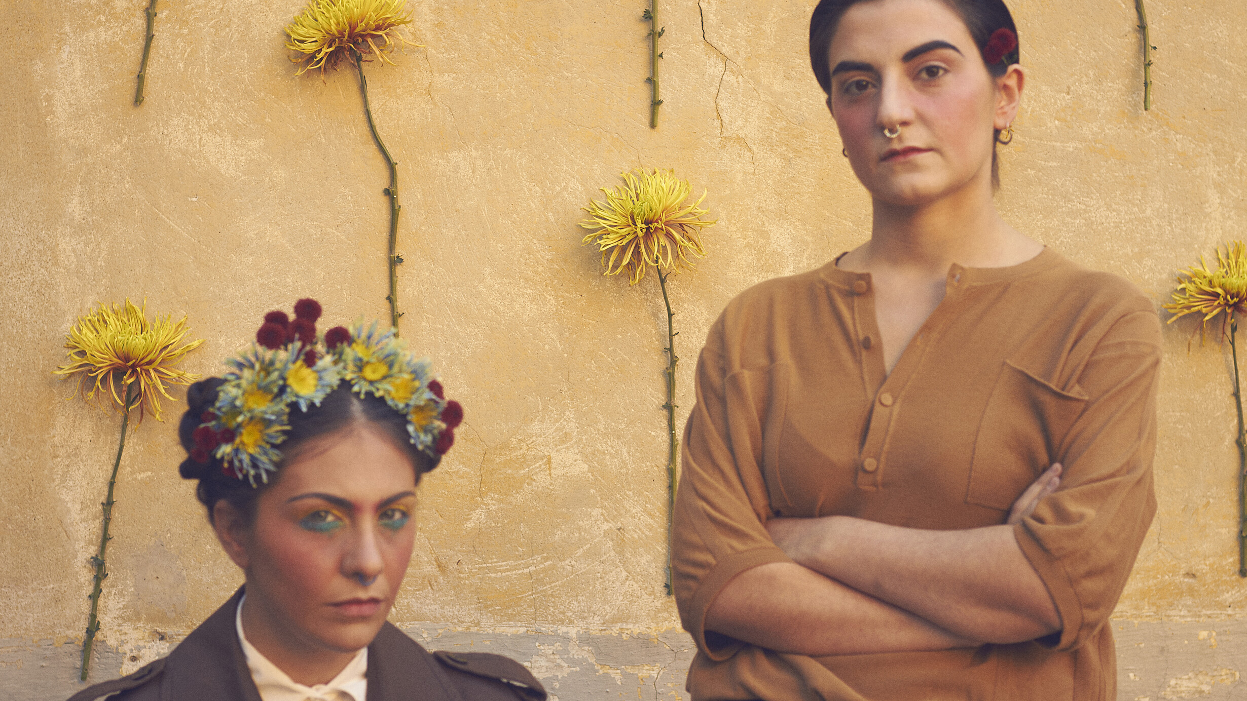 Di giallo e grigio: la Napoli avant-pop delle PMS | Meer