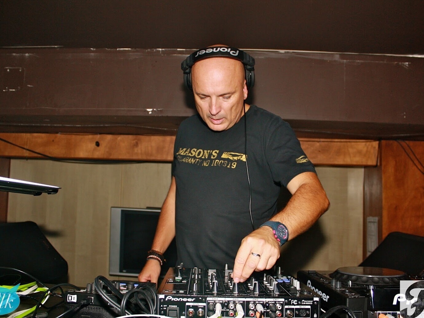 Interview with Stefano Noferini | Meer