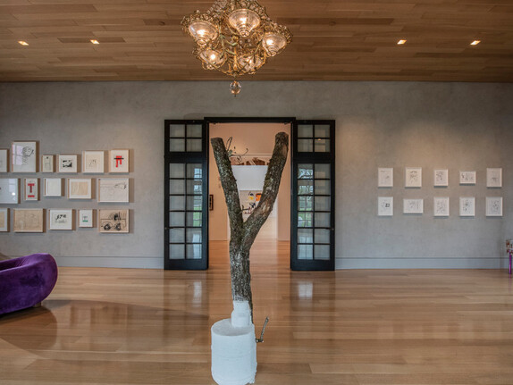 Joe Bradley, Oscar Tuazon, Michael Williams | Meer