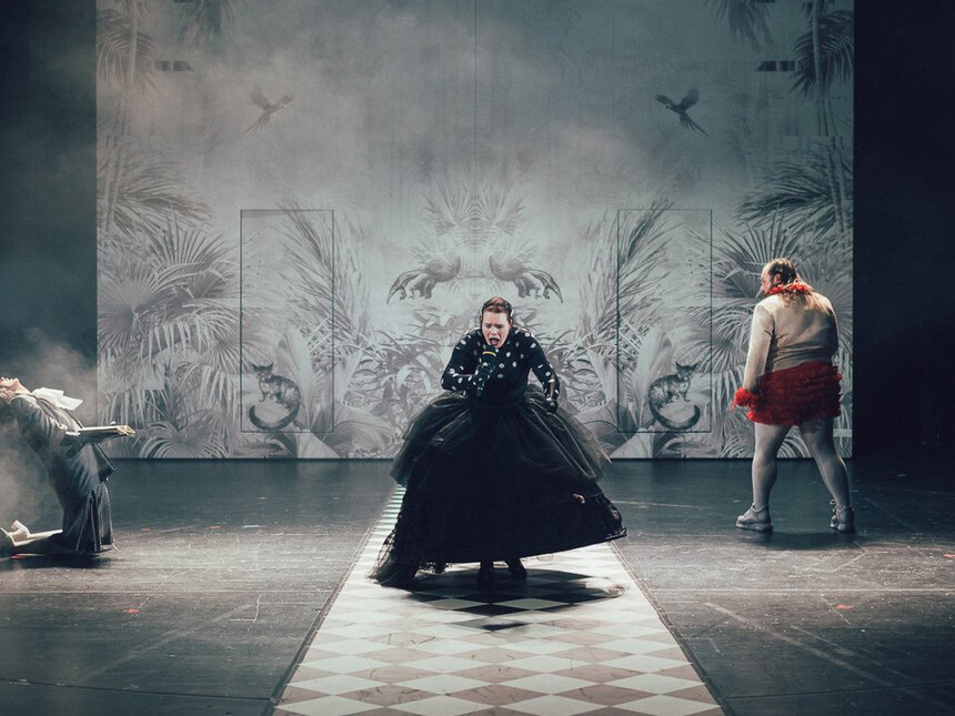 Bunbury. Ernst sein is everything! | Meer