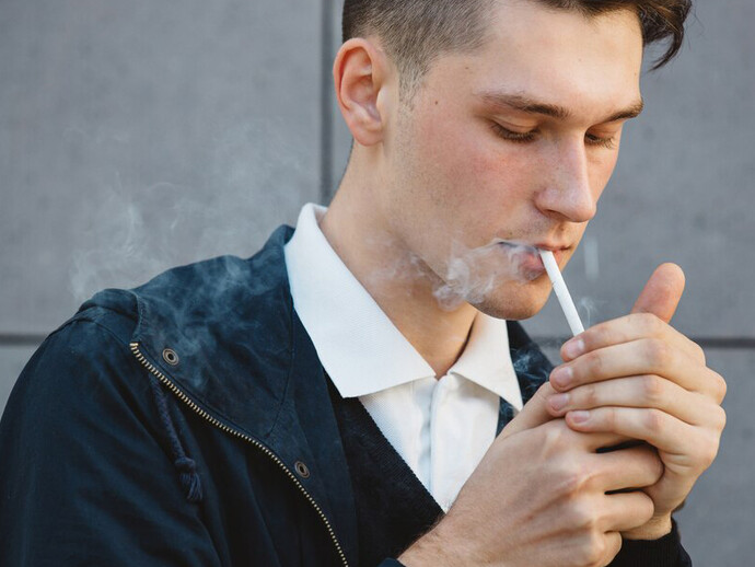 Britain’s bold stance on vaping and outdoor smoking | Meer