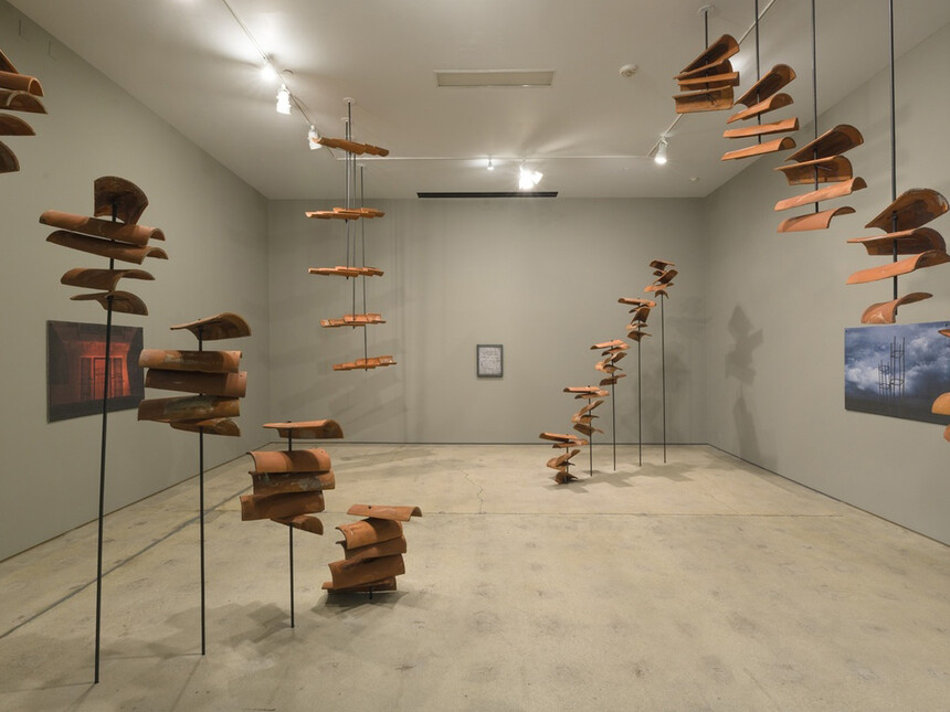 Descent, like the return | Meer