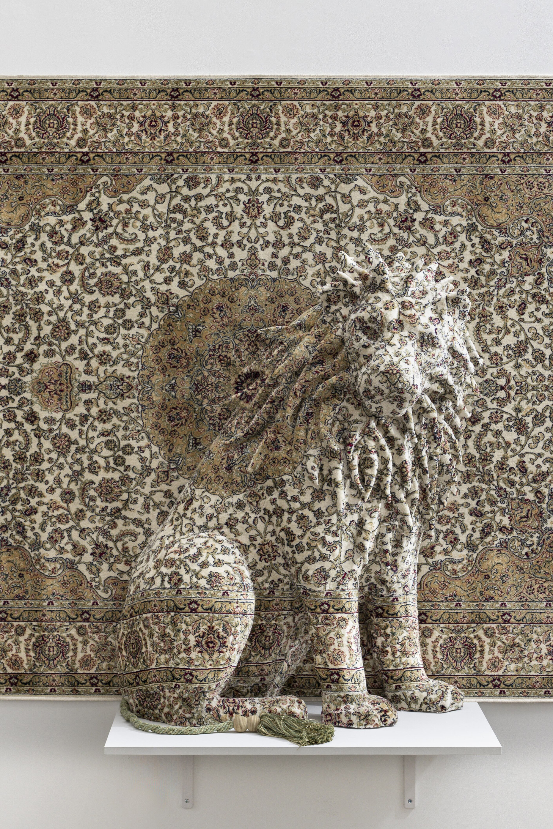 Debbie Lawson. Hidden territories | Meer