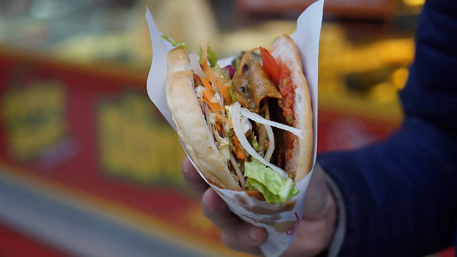 Germany's iconic Doner Kebab: beloved street food | Meer