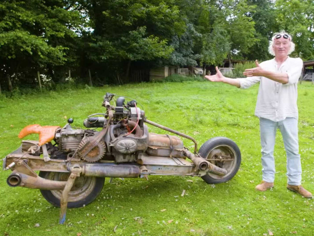 Emile Leray: dos caballos y un camello de acero | Meer