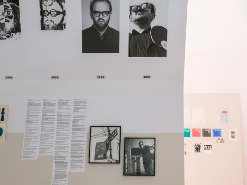 Július Koller | Meer