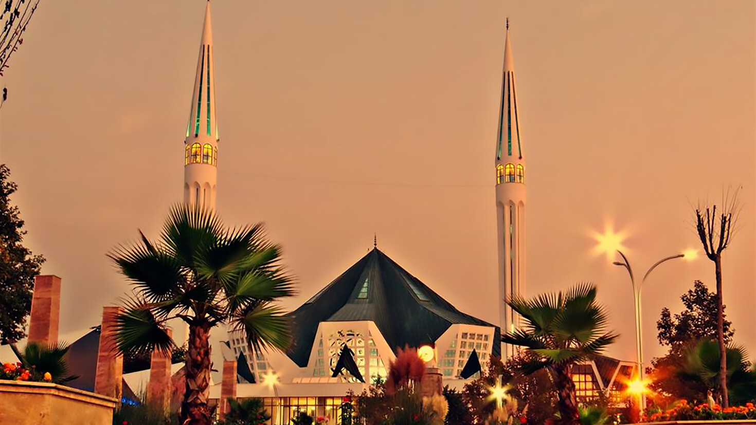 Akçakoca Central Mosque: tradition meets modern design | Meer