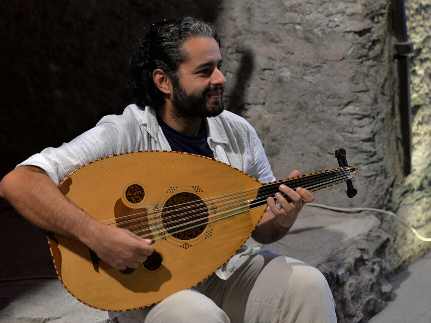 Flowers Of Fragility | Meer