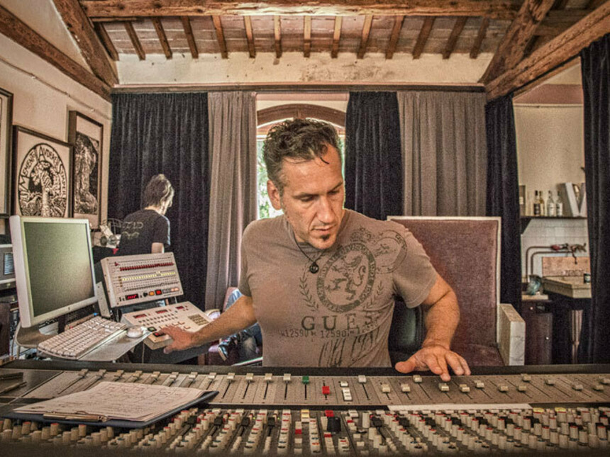 Mike 3rd, In The Woods | Meer