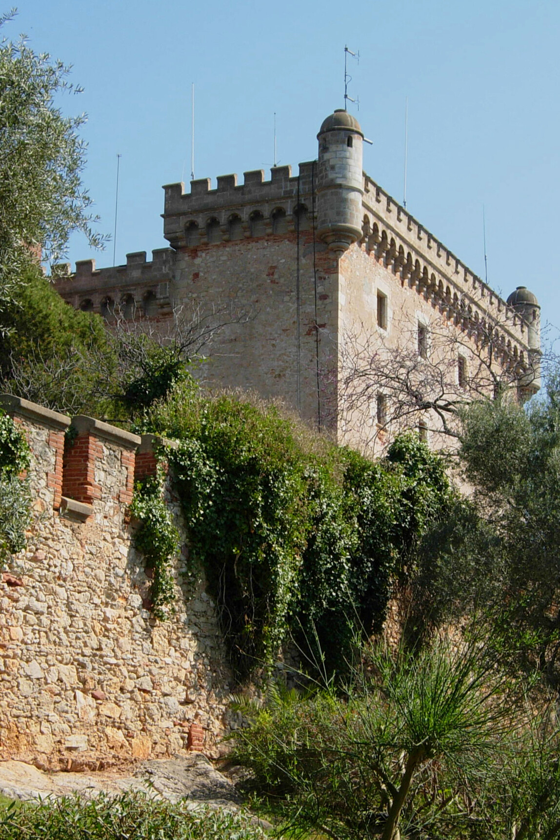 El castillo de Castelldefels | Meer