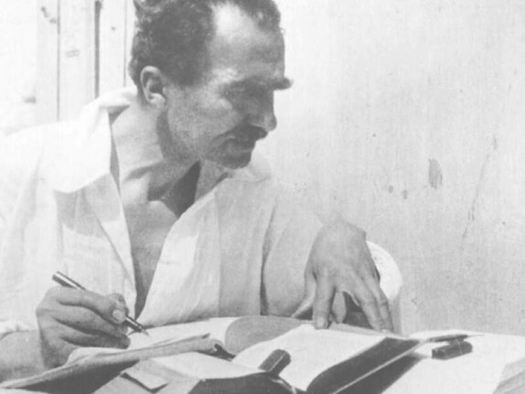 A symbolic Peace Prize for Nikos Kazantzakis | Meer