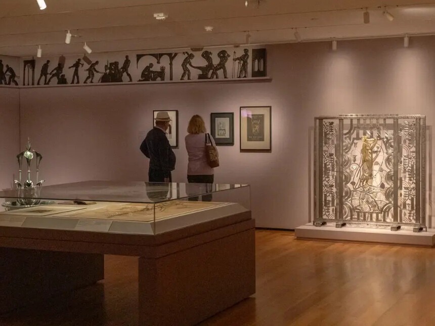 Rose iron works and art deco | Meer