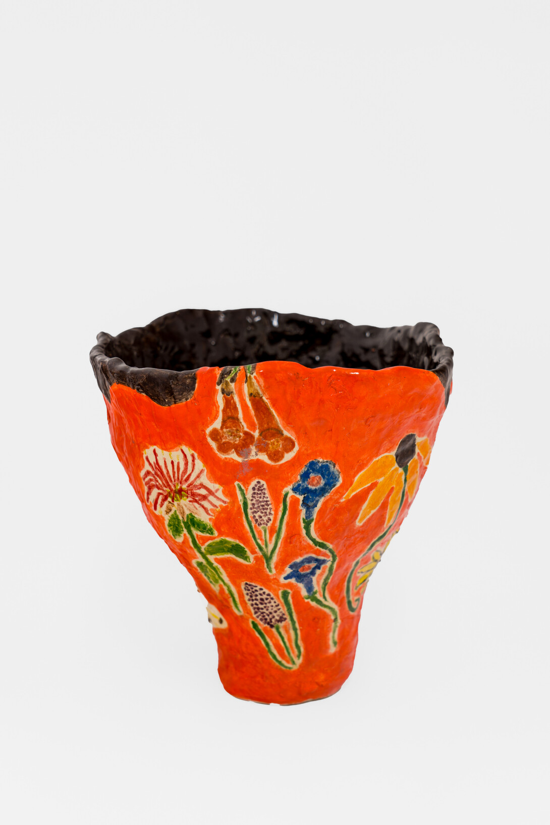 Sally Saul. People & vases | Meer