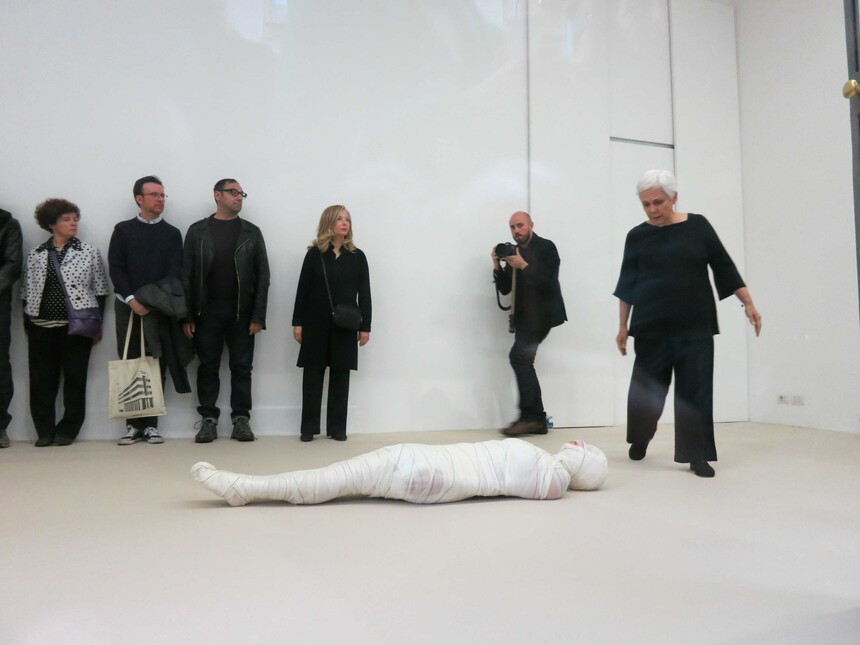 Anna Maria Maiolino. Cioè | Meer