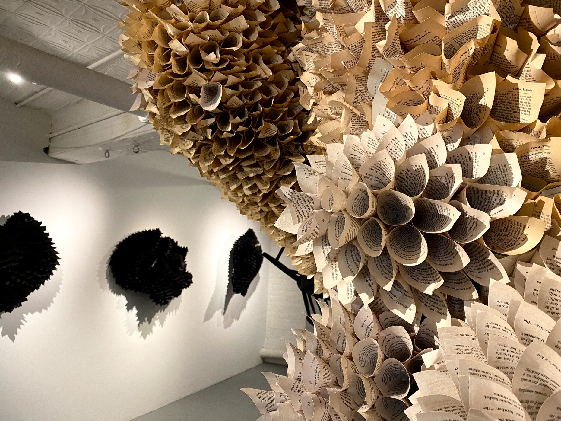 Samuelle Green. In the forever pile | Meer