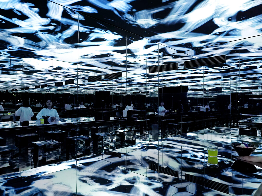 Gastronomy and spatial calligraphy | Meer