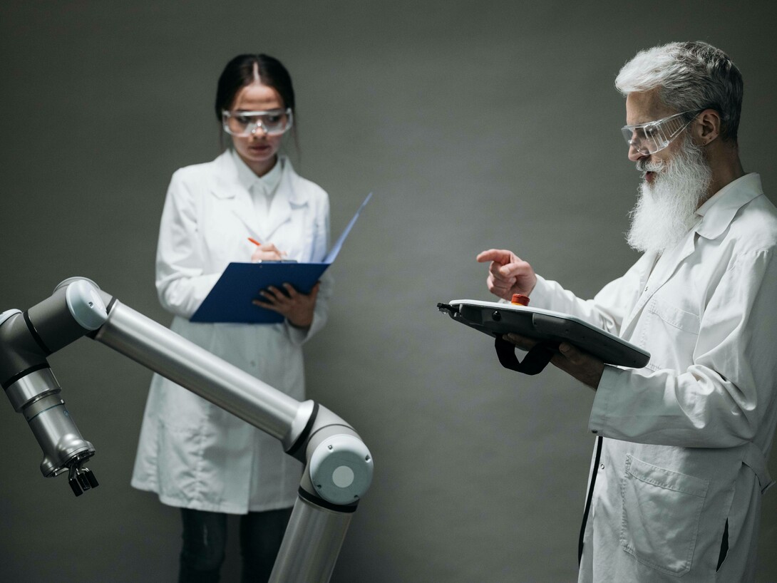 The role of chatbots in healthcare | Meer