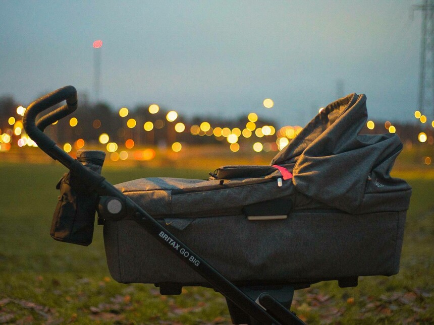 Alone in a stroller | Meer