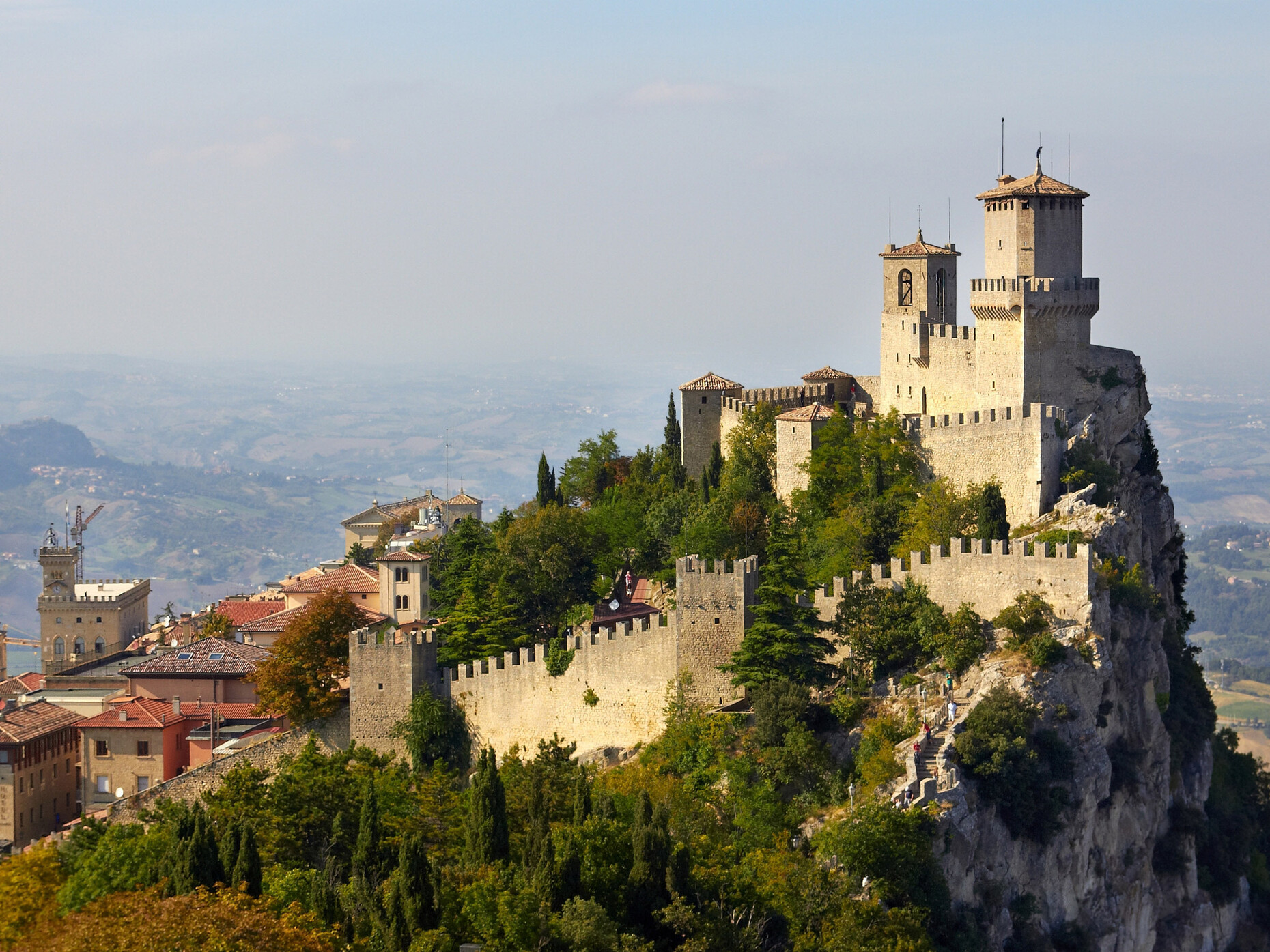 A Walk in San Marino | Meer
