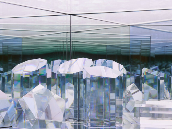 Josiah McElheny. Geometries for an imagined future | Meer