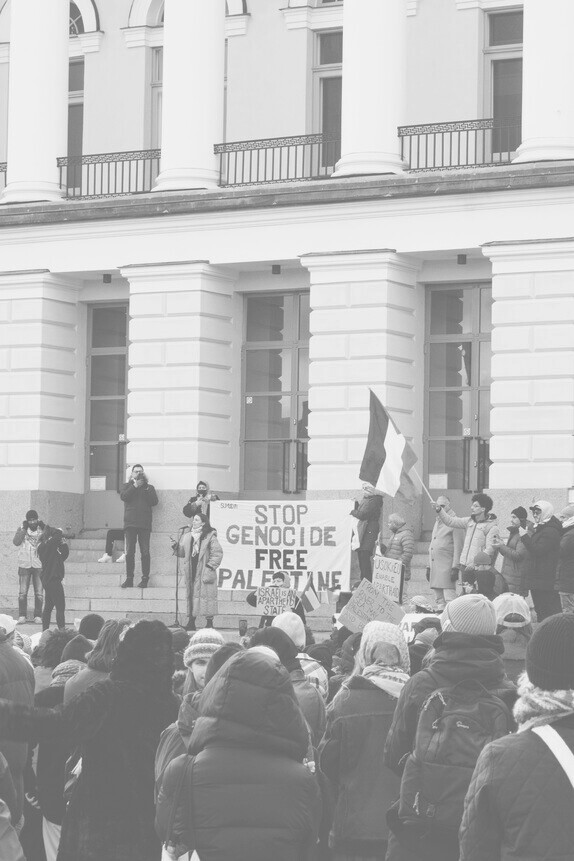 Changing political landscapes | Meer