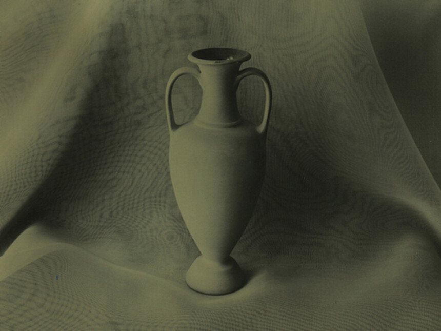 Bruce Rae. Looking Glass House | Meer