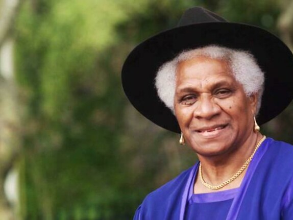 Evelyn Ruth Scott | Meer